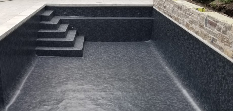 Pros and Cons of A Black Pool Liner - cracknellpool.com